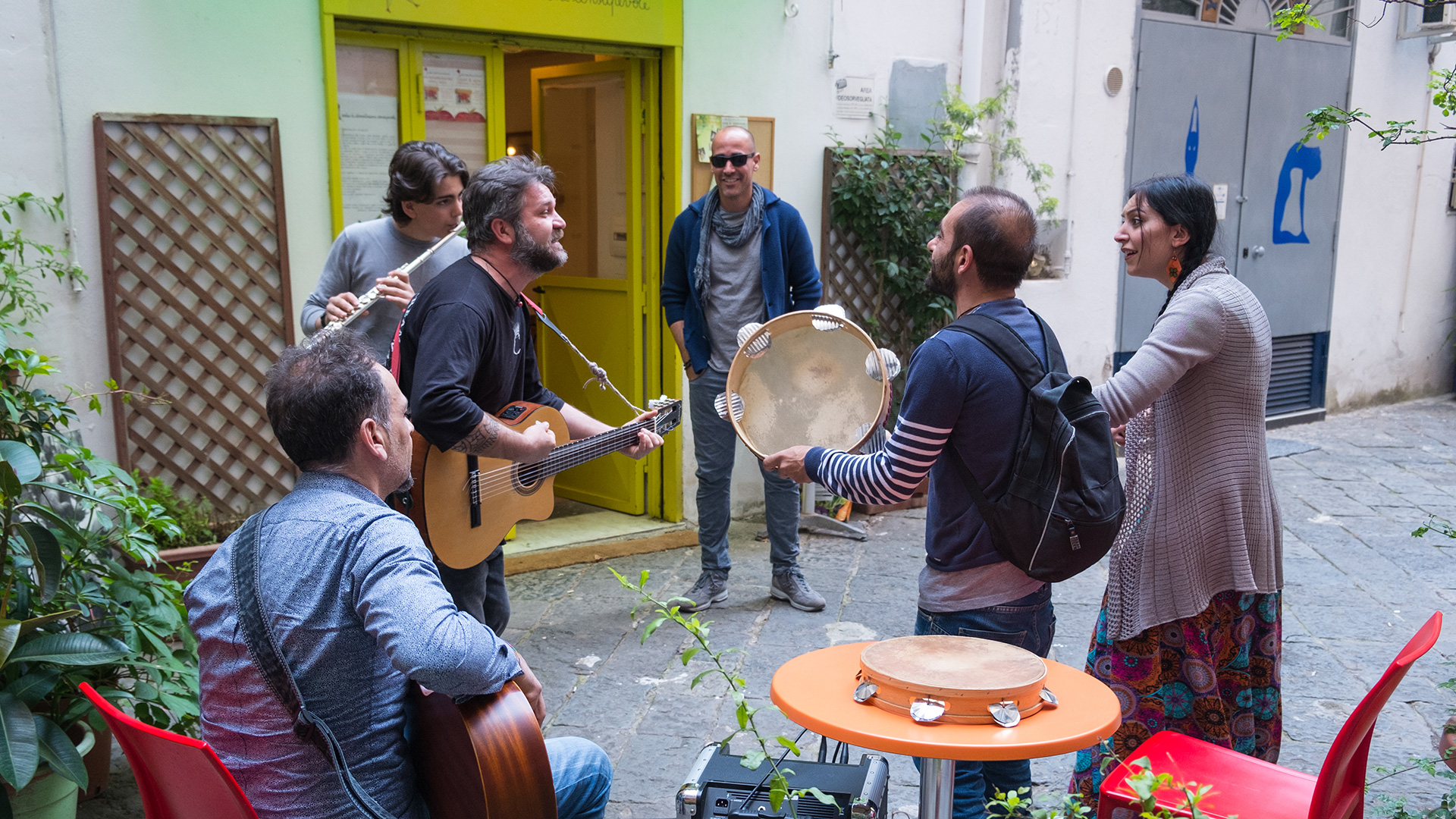 Music in Napoli | Knowledge.ca