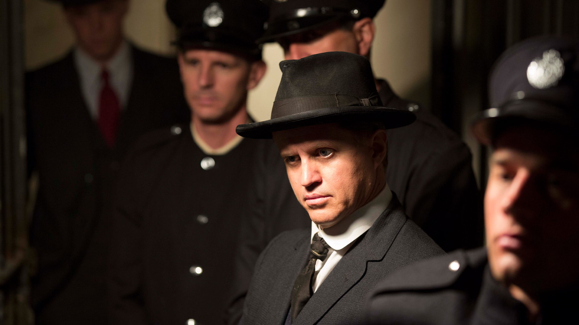 Underbelly: Squizzy - S6E7 - Squizzy Loses the Plot | Knowledge.ca