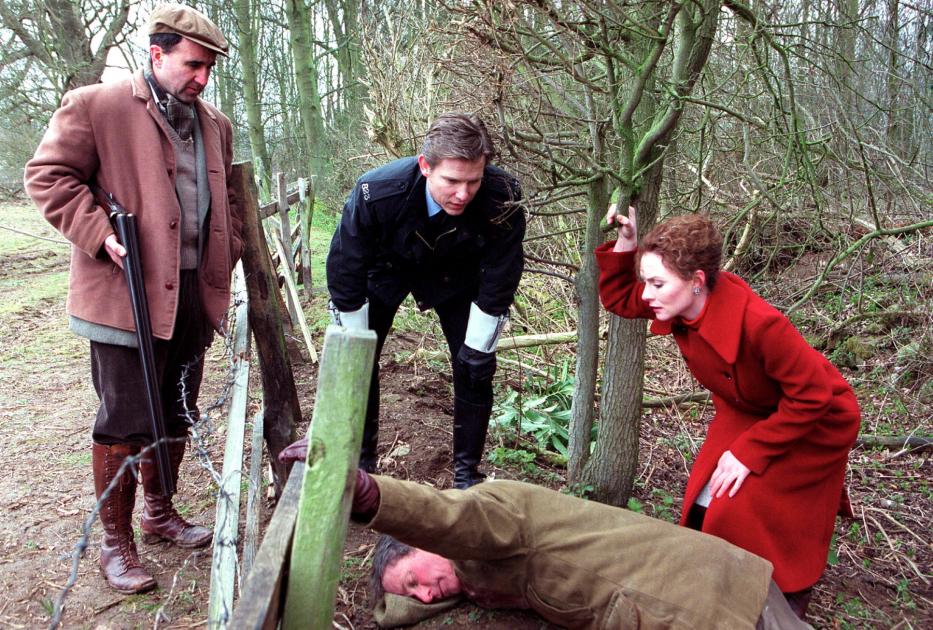 Heartbeat - S14E5 - Hunter's Moon | Knowledge.ca