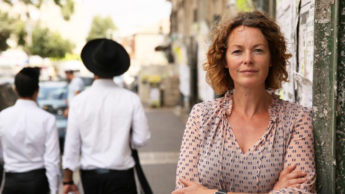 Extreme Wives with Kate Humble | Knowledge.ca