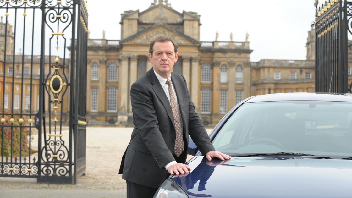 Lewis - S3E3 - The Point Of Vanishing | Knowledge.ca