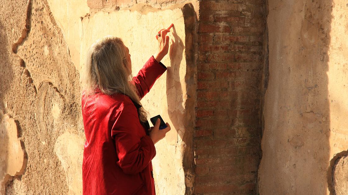 Meet the Romans - E3 - Behind Closed Doors | Knowledge.ca