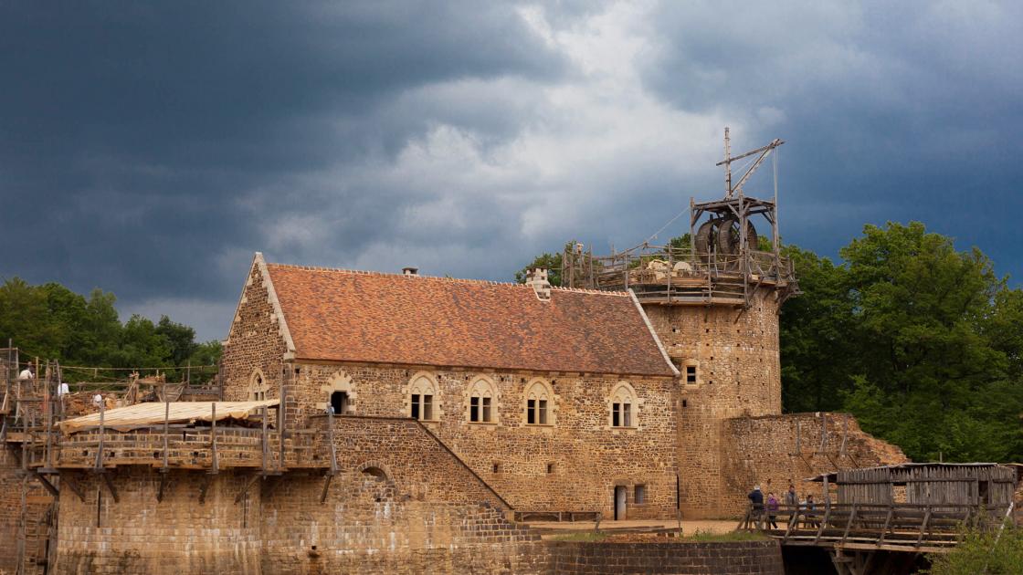 Secrets of the Castle - E3 - Secrets of the Castle | Knowledge.ca